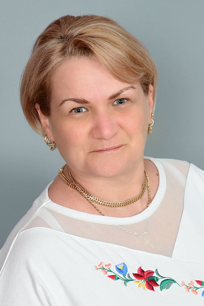 Bakó Judit – IRINYI JÁNOS REFORMÁTUS OKTATÁSI KÖZPONT